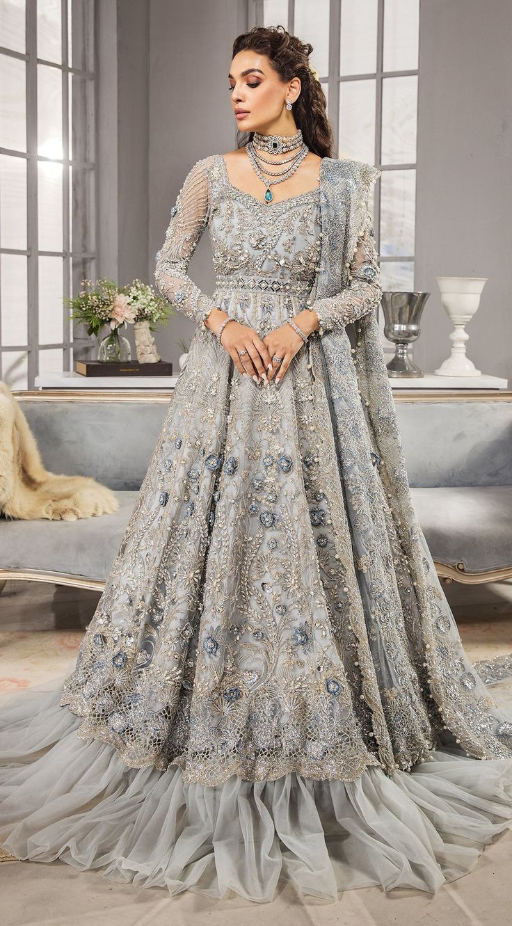Zari House - Collection